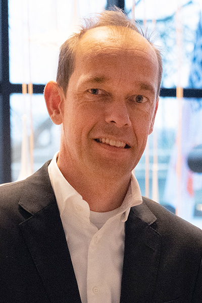 Dutch central bank switches to active management in search of Paris ...